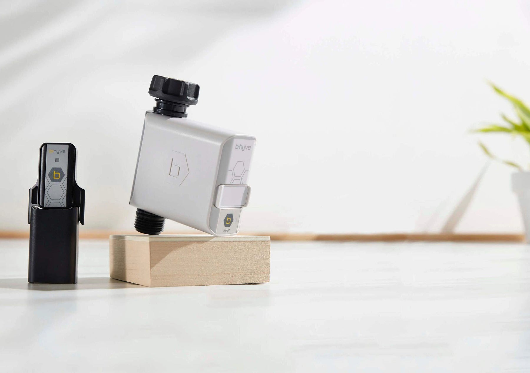 Smart Water Timer for Hose from B-hyve (with Wi-Fi Hub) – OrbitOnline